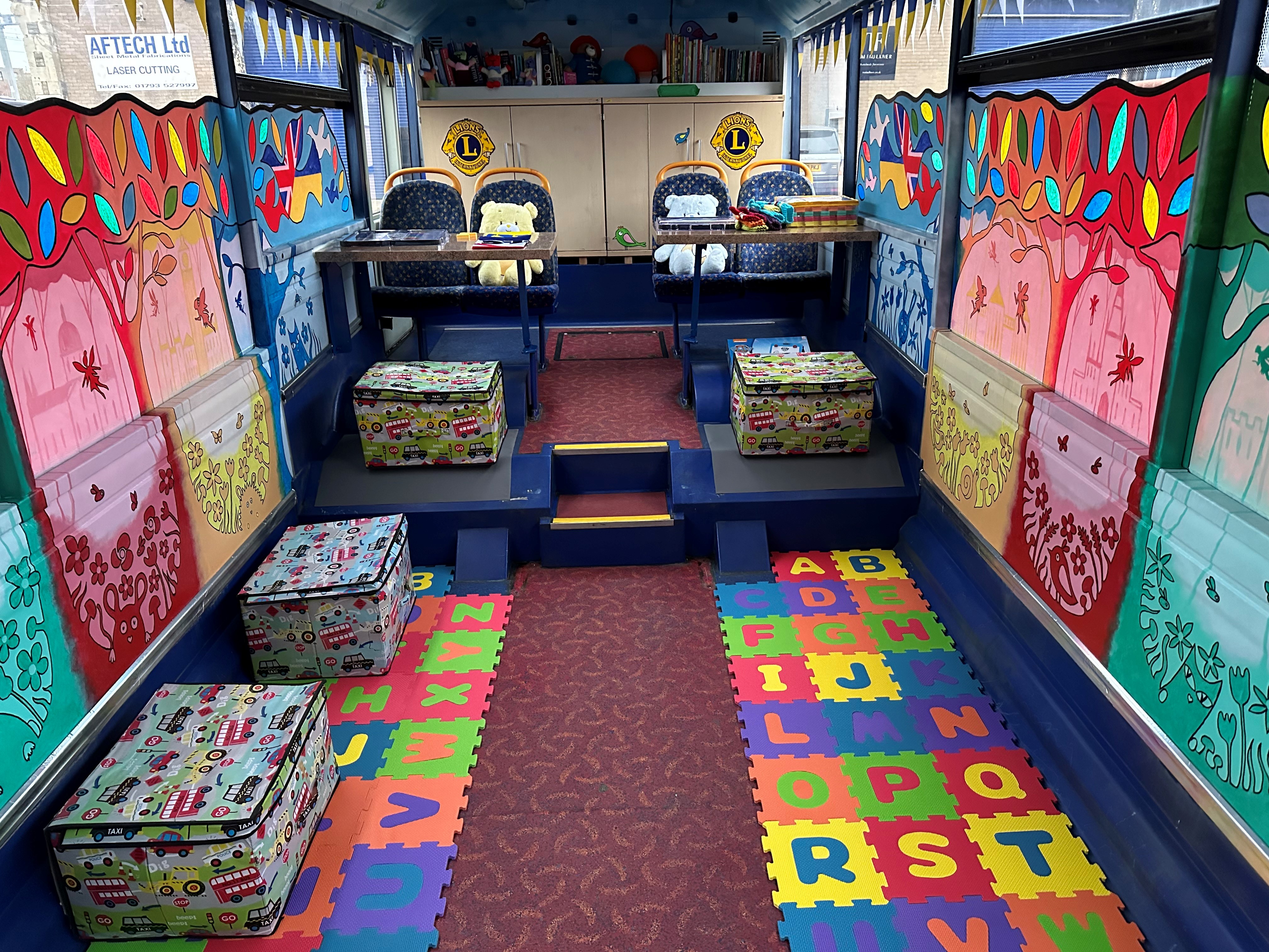 Story Bus for the families of Ukraine - KonectBuses